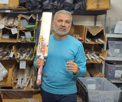 Master Your Game: MRF Genius Emperor Bat Review 2025